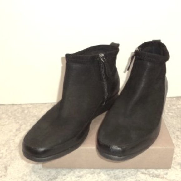 Nurture by Lamaze | Shoes | New Without Box Nurture Black Leather Ankle ...